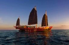 The Junk Similan Islands Liveaboard Diving Thailand